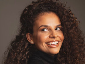 Atriz Saltense Flávia Fernandes estreia filme em streaming - Jornal Taperá